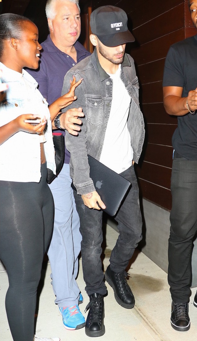 SPOTTED: Zayn Malik In Givenchy Cap – PAUSE Online | Men's Fashion ...
