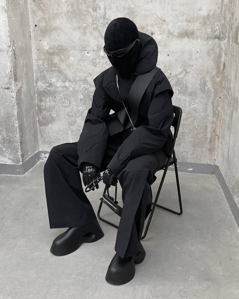 HELIOT EMIL Roll Out Striking Autumn/Winter 2023 Collection – PAUSE ...