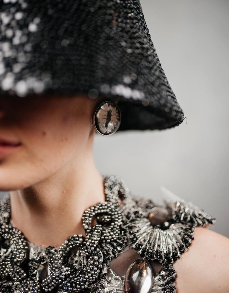 V&A to Unveil UK’s First Schiaparelli Exhibition – PAUSE Online | Men's ...